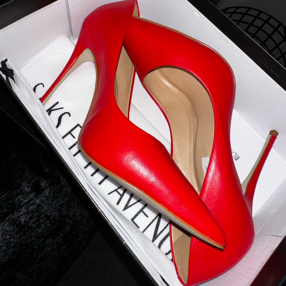Red Leather Pumps From Saks Fifth Avenue - Gem